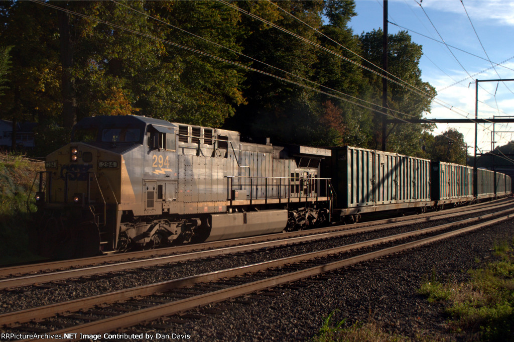 CSX AC44CW 294 leads Q706-15